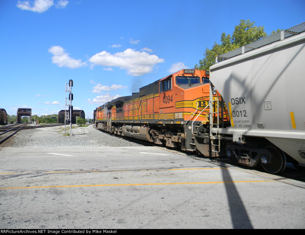 BNSF 5476